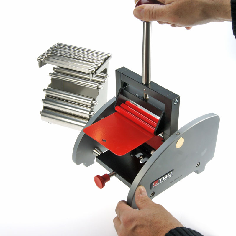 Cylindrical Mandrel Bend Test - Kar Kimya